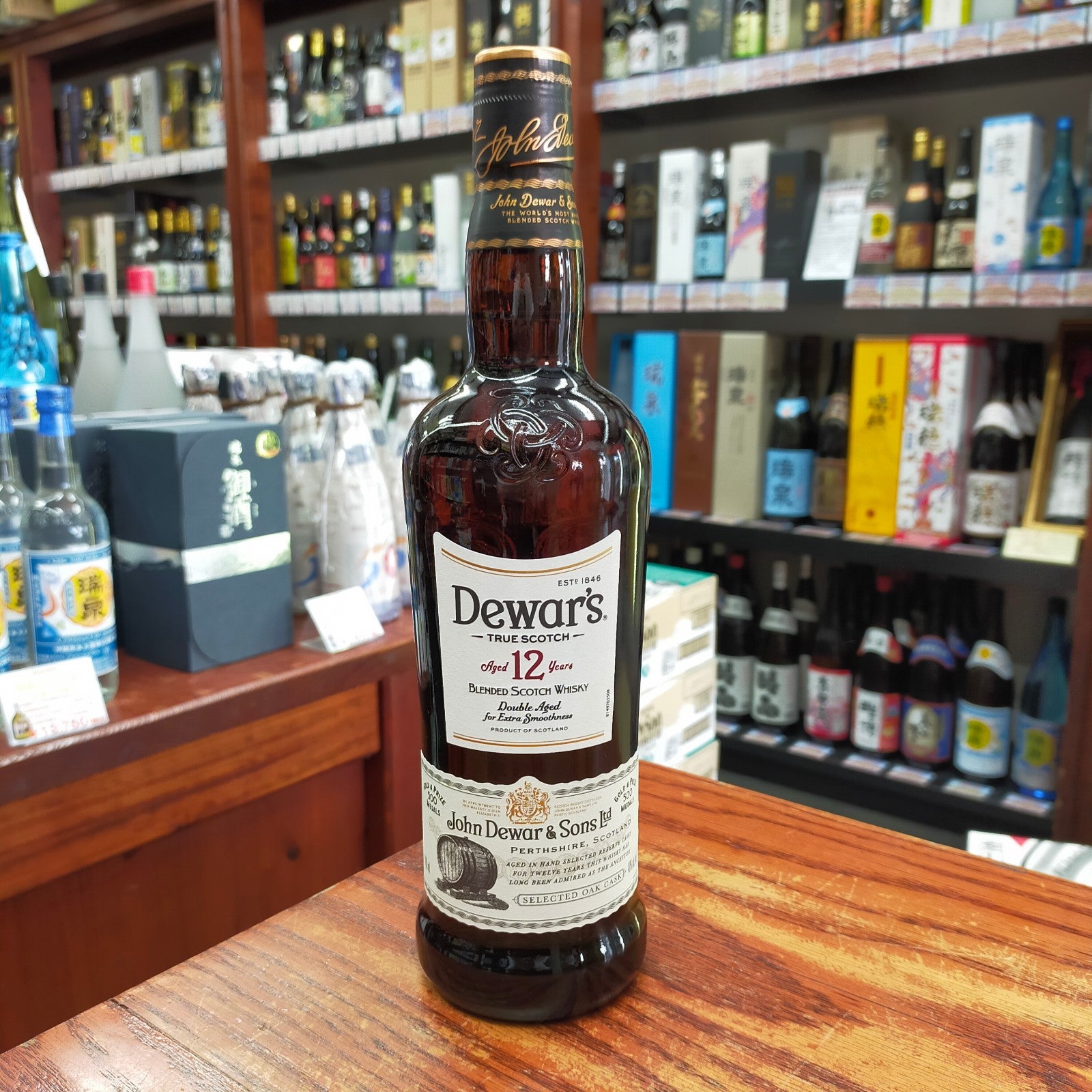 デュワーズ12年 40度 700ml – お酒の宅配『ぎぼ酒店』